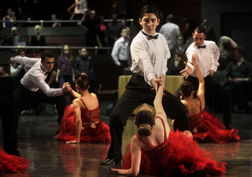 Center Stage Performing Arts Studio: Talent that spans the globe | News ...